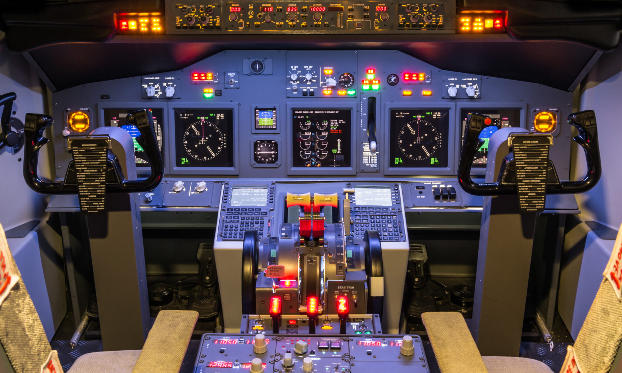 Best Flight Simulator Seats & Cockpits 2025