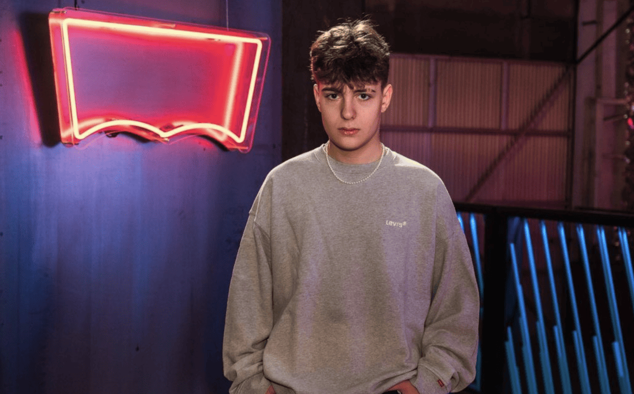 What Gaming Chair Does Clix Use? - Top Gaming Chair